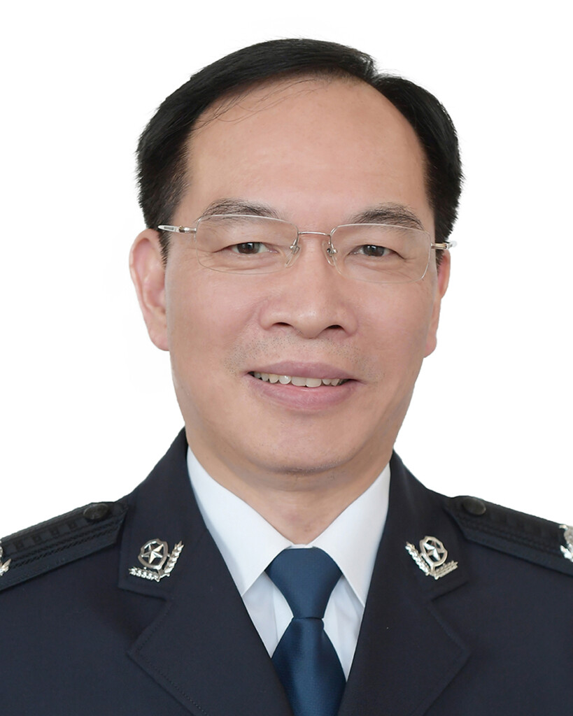 National Immigration Administration 国家移民管理局 - Portal to China